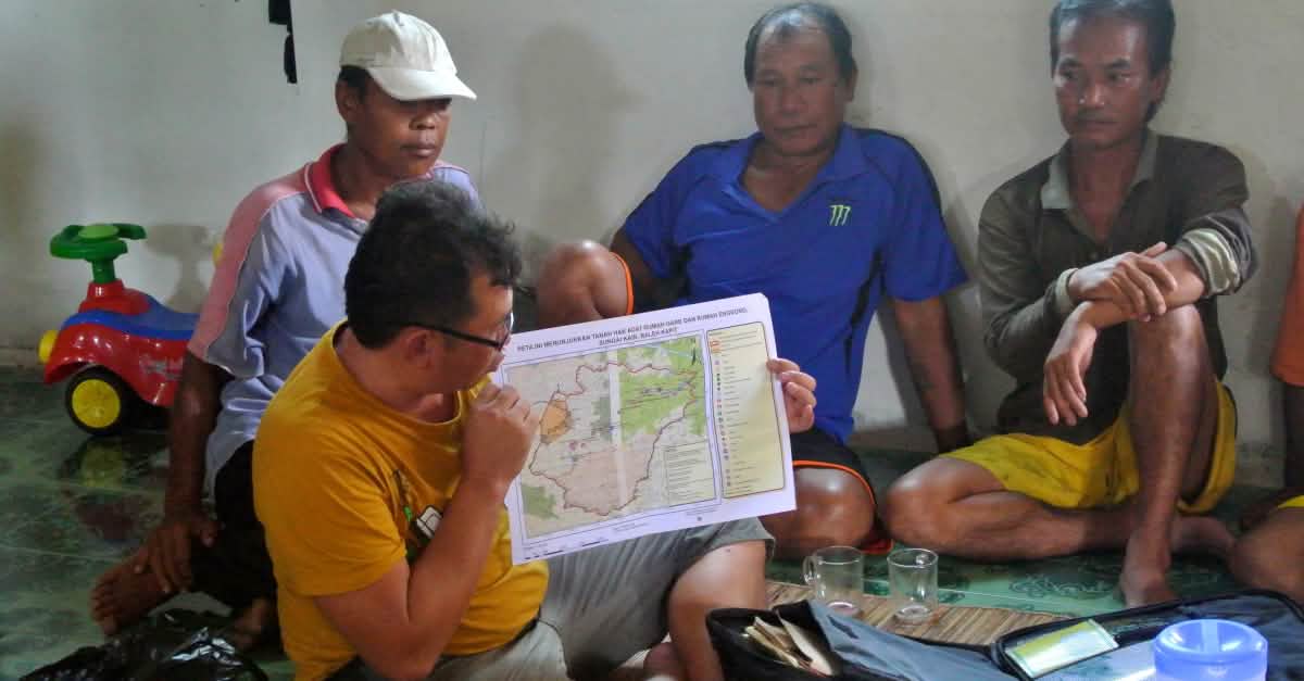 Securing the land rights of Indigenous people - Rainforest Rescue